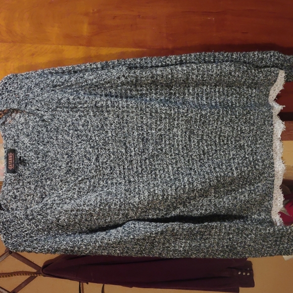 Shyanne | Sweaters | Shyanne Sweater | Poshmark